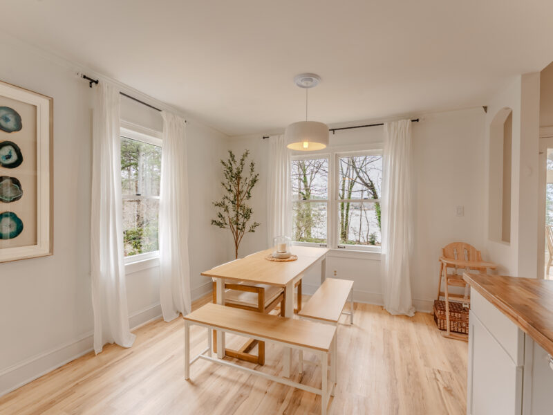 Luxury Minimalist Home on Lake Peachtree - Rentals - Soccer Housing Bureau